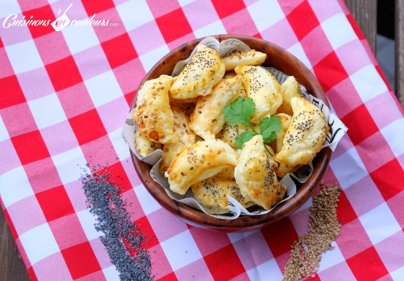 Chaussons au fromage de chèvre et au miel - Cuisinons En Couleurs