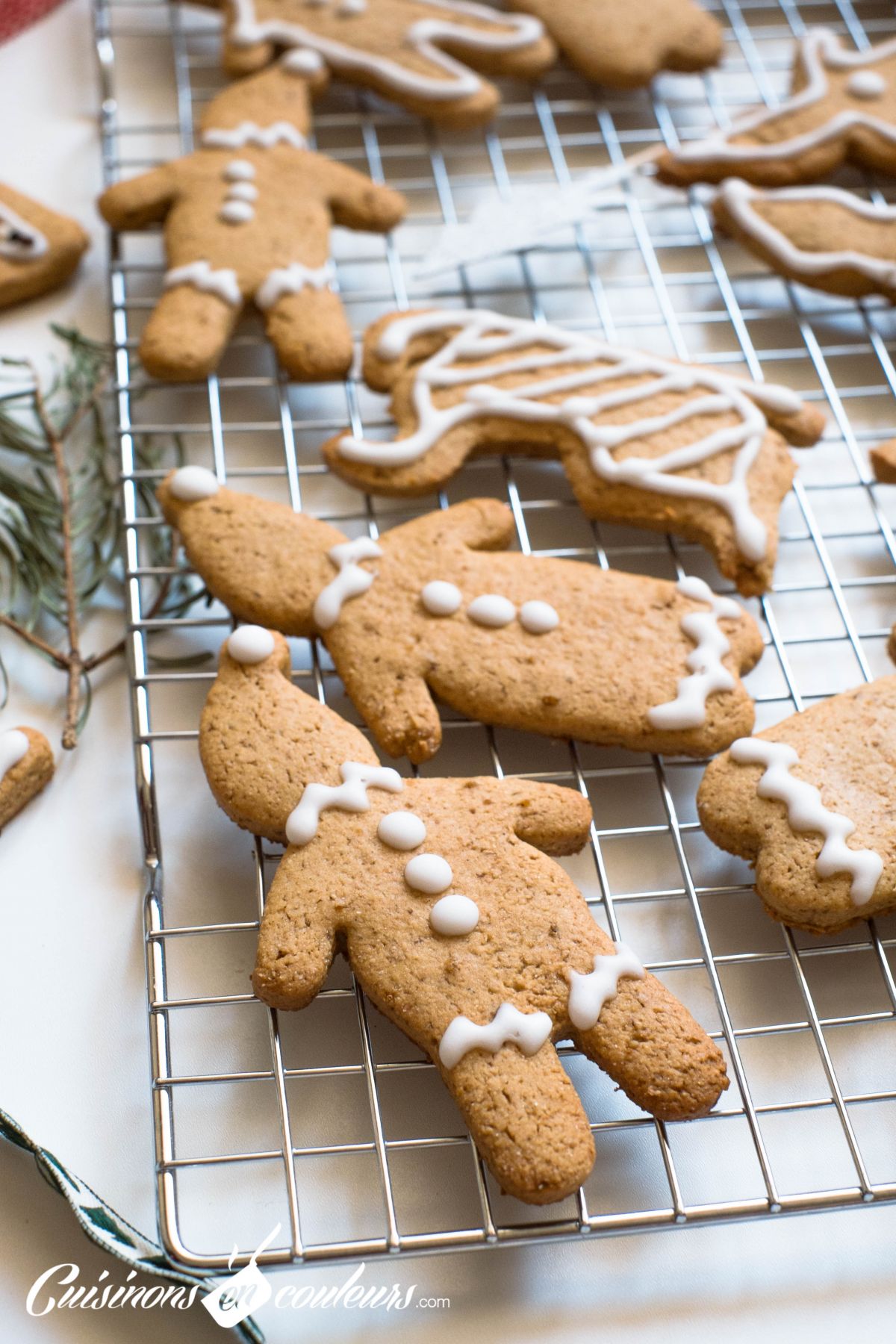 Bonhommes en pain d'épices de Noël - Cuisinons En Couleurs
