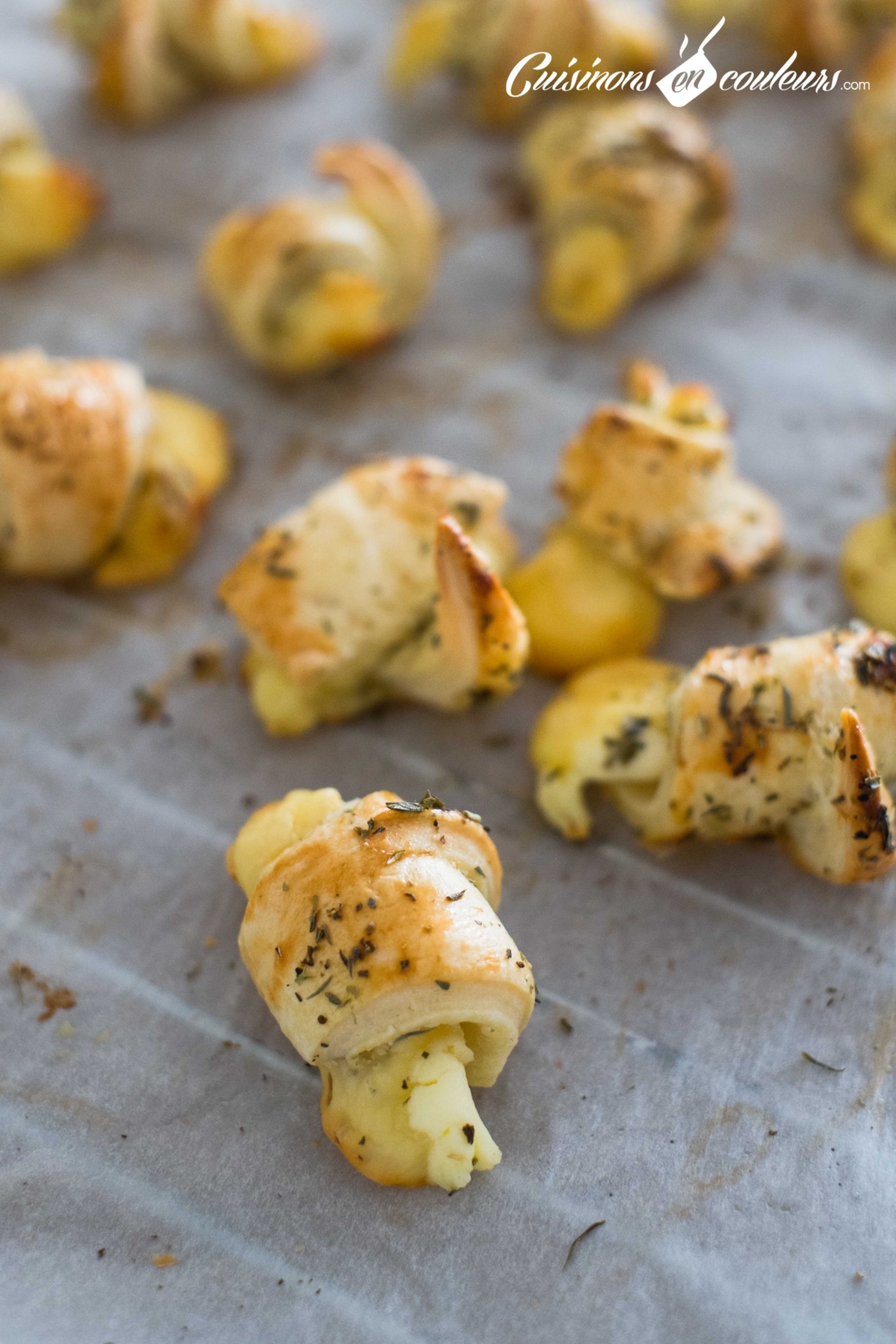 Mini croissants aux fromages - Cuisinons En Couleurs
