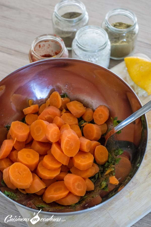 Khizou Mchermel, salade de carottes marocaine - Cuisinons En Couleurs
