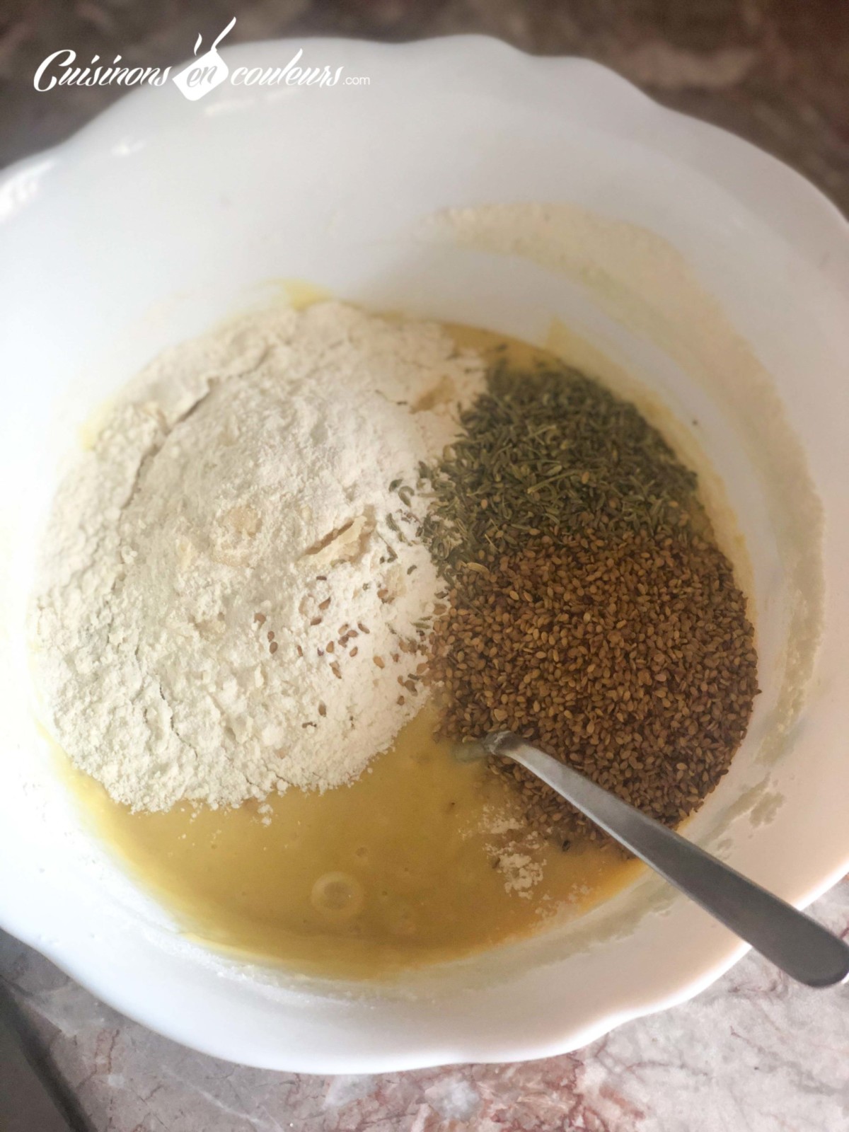 Feqqas traditionnels, aux amandes et raisins secs - Cuisinons En Couleurs