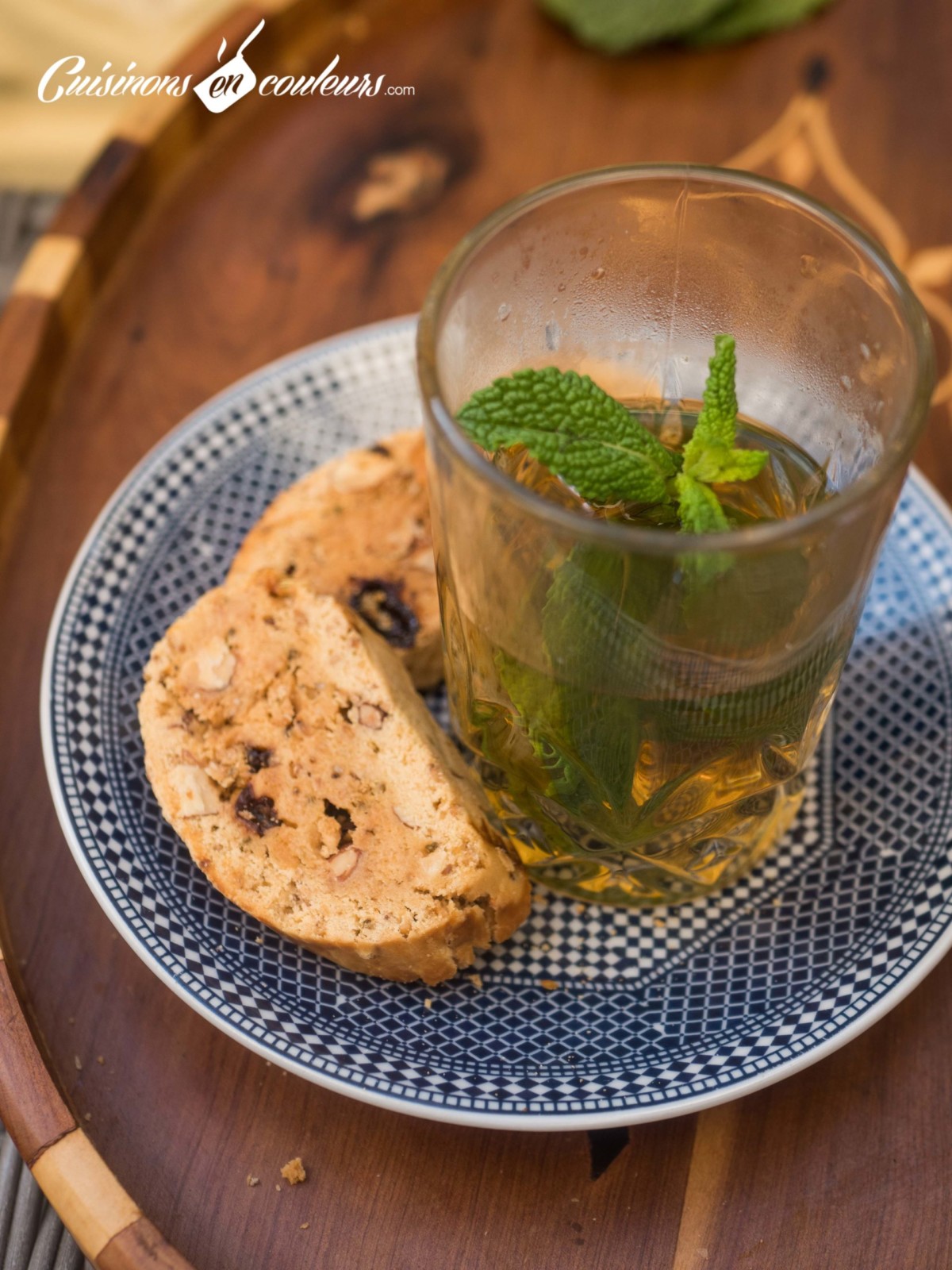 Feqqas traditionnels, aux amandes et raisins secs - Cuisinons En Couleurs