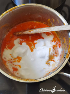 Crevettes au curry rouge et au lait de coco - Cuisinons En Couleurs