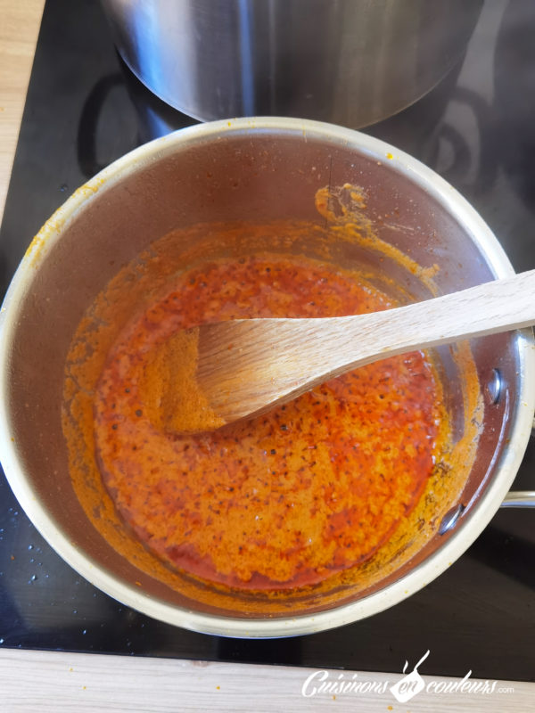 Crevettes au curry rouge et au lait de coco - Cuisinons En Couleurs