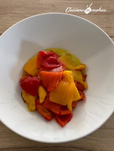 Salade de poivrons rôtis au basilic - Cuisinons En Couleurs