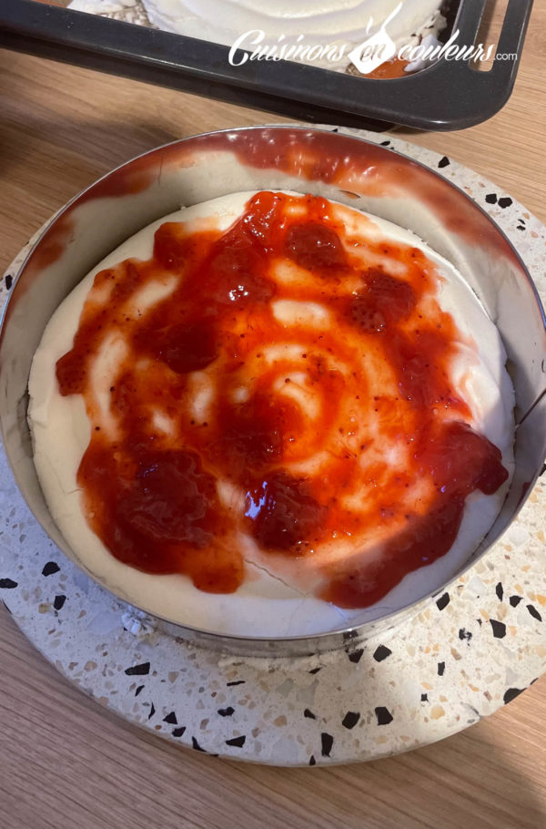 Vacherin aux fruits rouges: un dessert frais et rapide - Cuisinons En ...