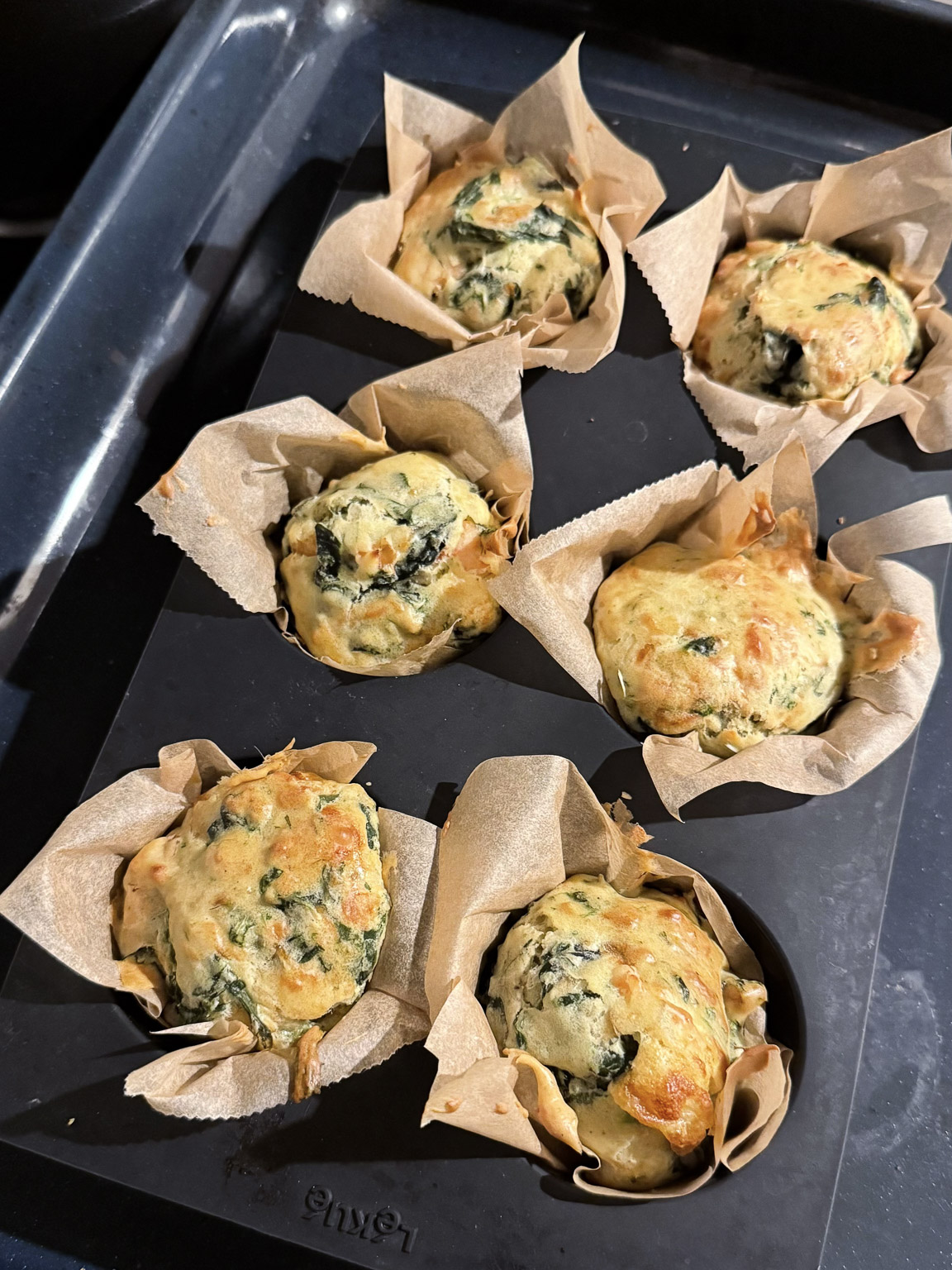 Muffins au saumon fumé et aux épinards - Cuisinons En Couleurs